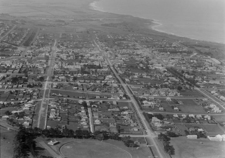 When the Earth Moved at Warrnambool | Western District Families