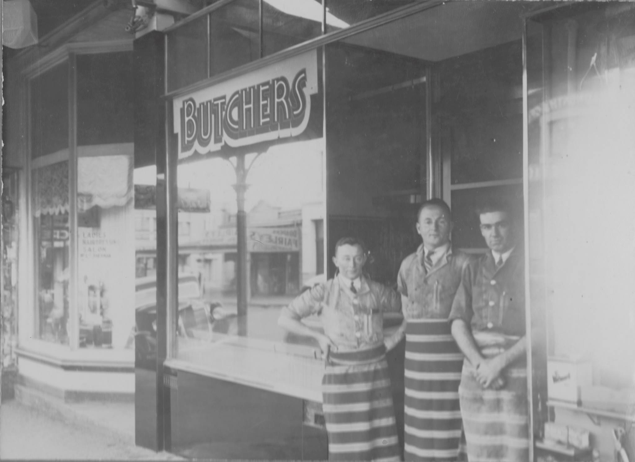 Take a Photo-Down the Street | Western District Families